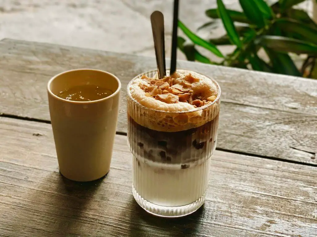 3 Easy Ways To Make Espresso Iced Coffee